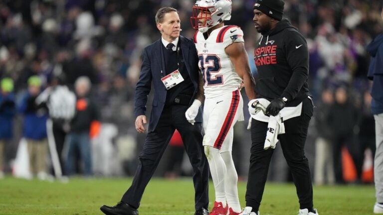 TreVeyon Henderson, OL depth - Patriots hit hard by injury bug