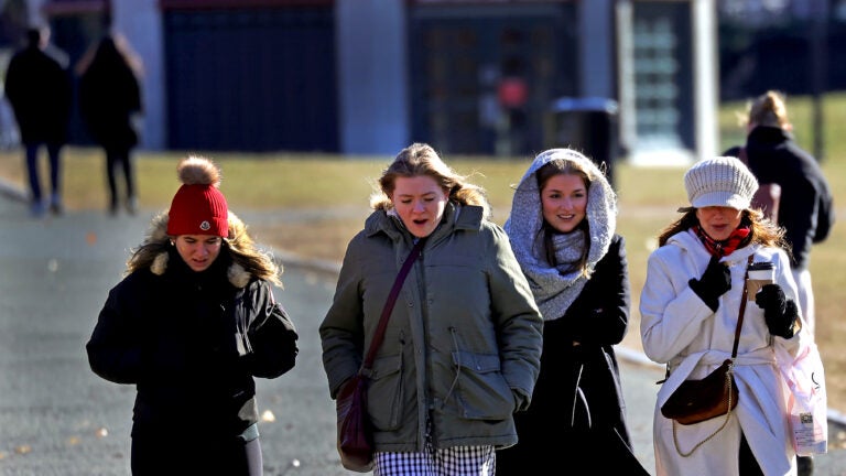 Boston MA wind and snow forecast: Tuesday, Dec. 30, 2025