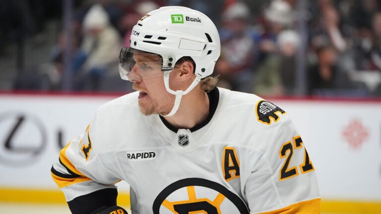Bruins’ banged-up D corps gets more bad news with Lindholm