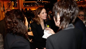Actress Rose Byrne wins Harvard Hasty Pudding Woman of the Year