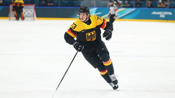 Lukas Reichel has tall task sparking dormant part of Bruins’ lineup