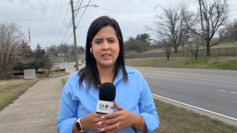US immigration authorities arrest Spanish-language news reporter in ...
