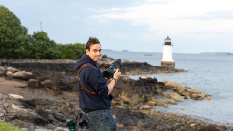 Mass. photographer stabbed in 'unprovoked attack' at Maine wedding