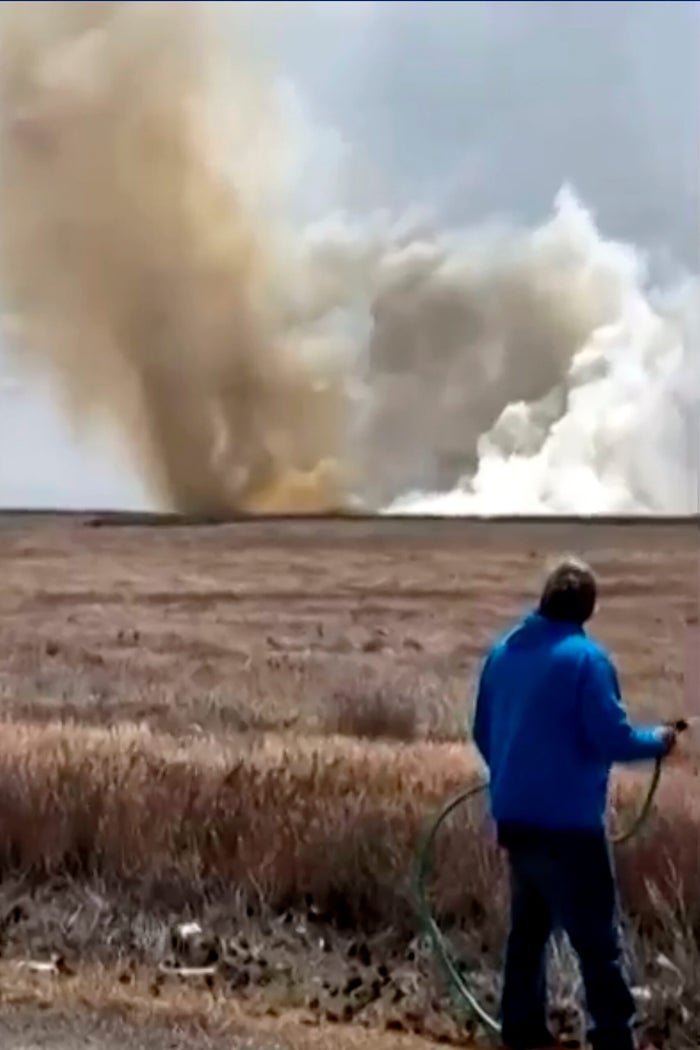 Two Navy jets crash during air show in Idaho