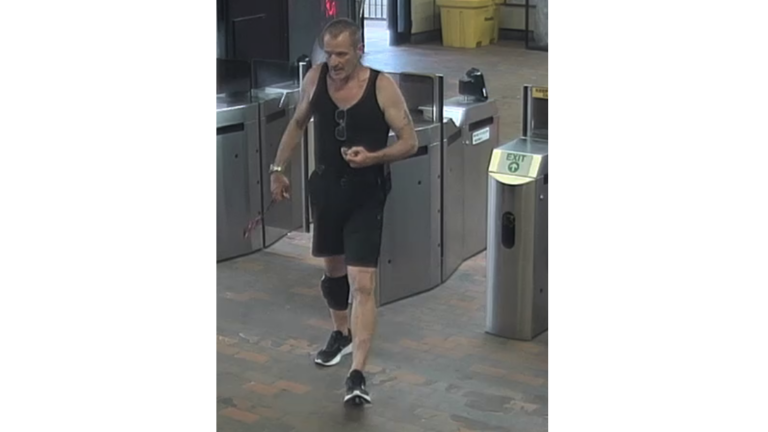Man allegedly strikes two 99 Restaurant patrons with padlock