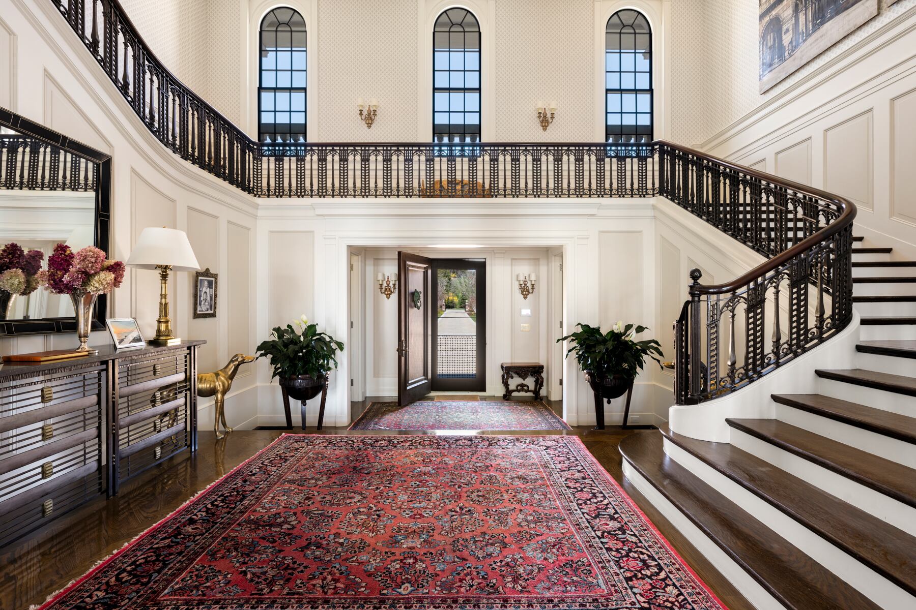 Seaside Beverly mansion targeted in heist listed for $23 million. See ...